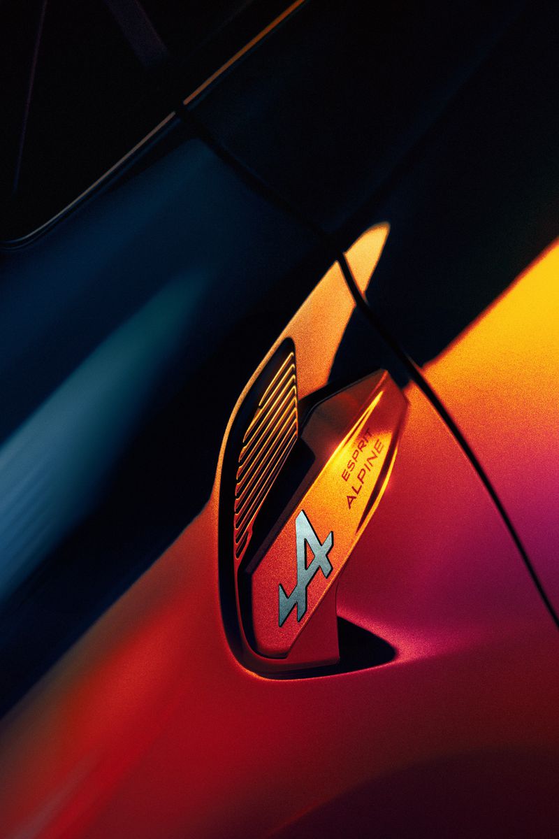 Renault Captur E-Tech Full Hybrid 2024 Campaign (Various Campaigns)