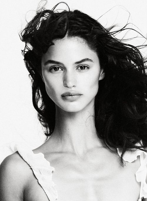 Alba Martin - Model - detail by client