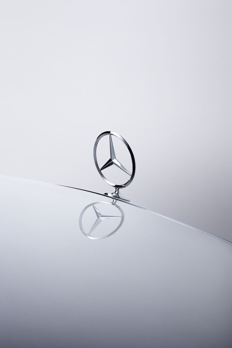 Mercedes-Benz 'Defining Class Since 1886' Campaign (Mercedes Benz)