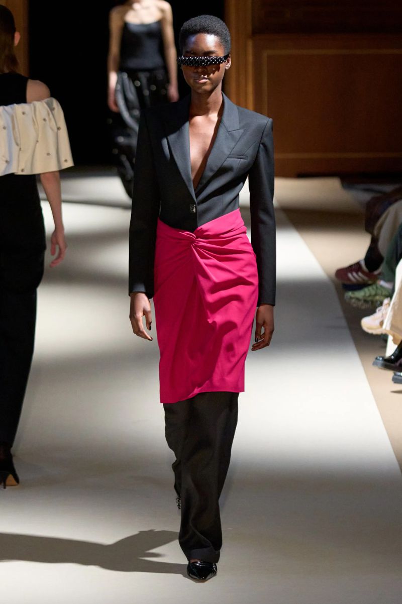 Calvin Luo F/W 23 Show (Calvin Luo)