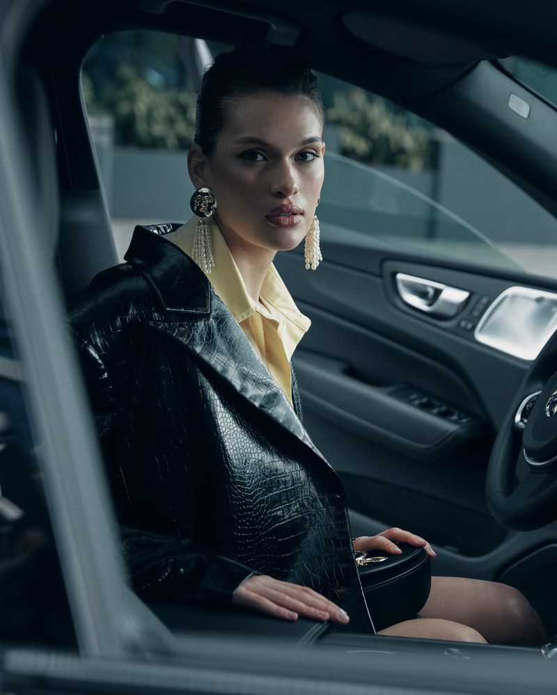 Harper’s Bazaar Turkey x Volvo (Harper's Bazaar Turkey)