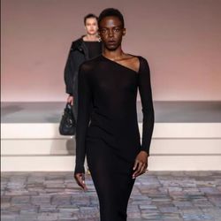 Agel Akol - Model Profile - Photos & latest news