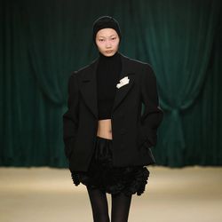 Ruyu Chen - Model Profile - Photos & latest news