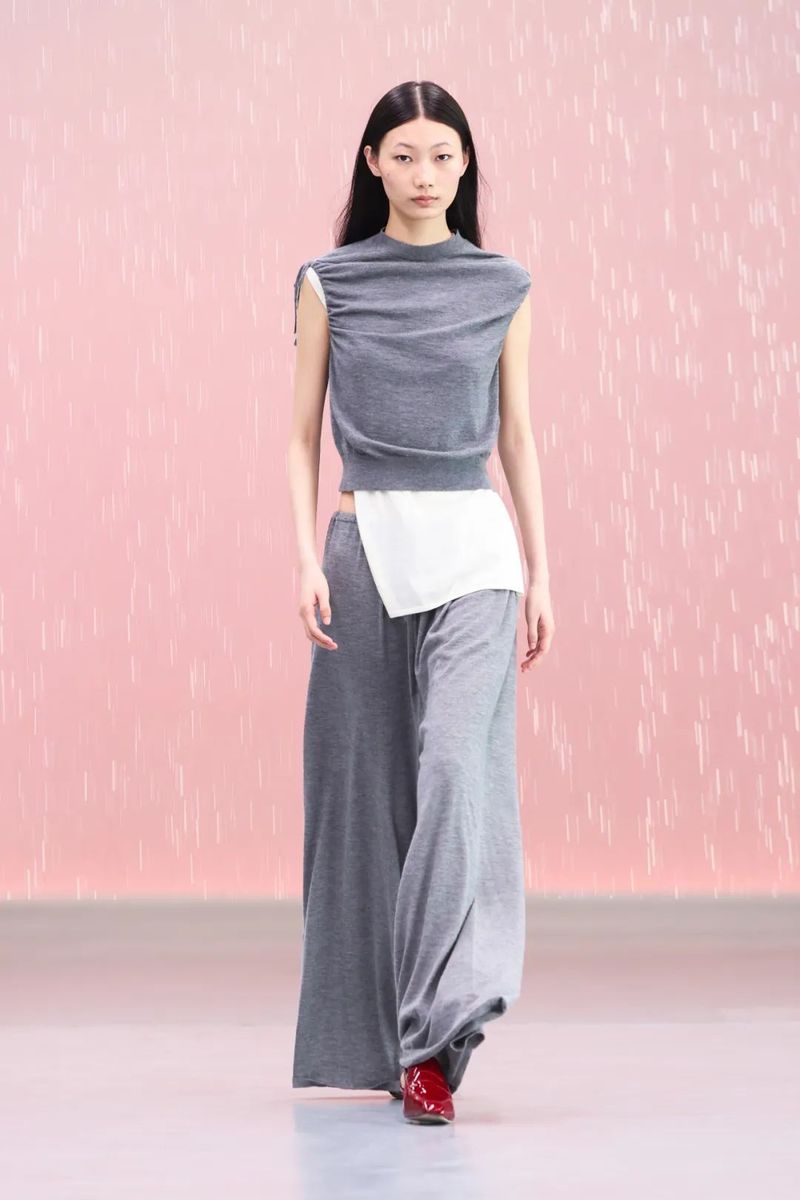 Erdos S/S 24 Show Shanghai (Erdos)