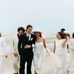 Taylor Gordon Bruce - Model Profile - Photos & latest news