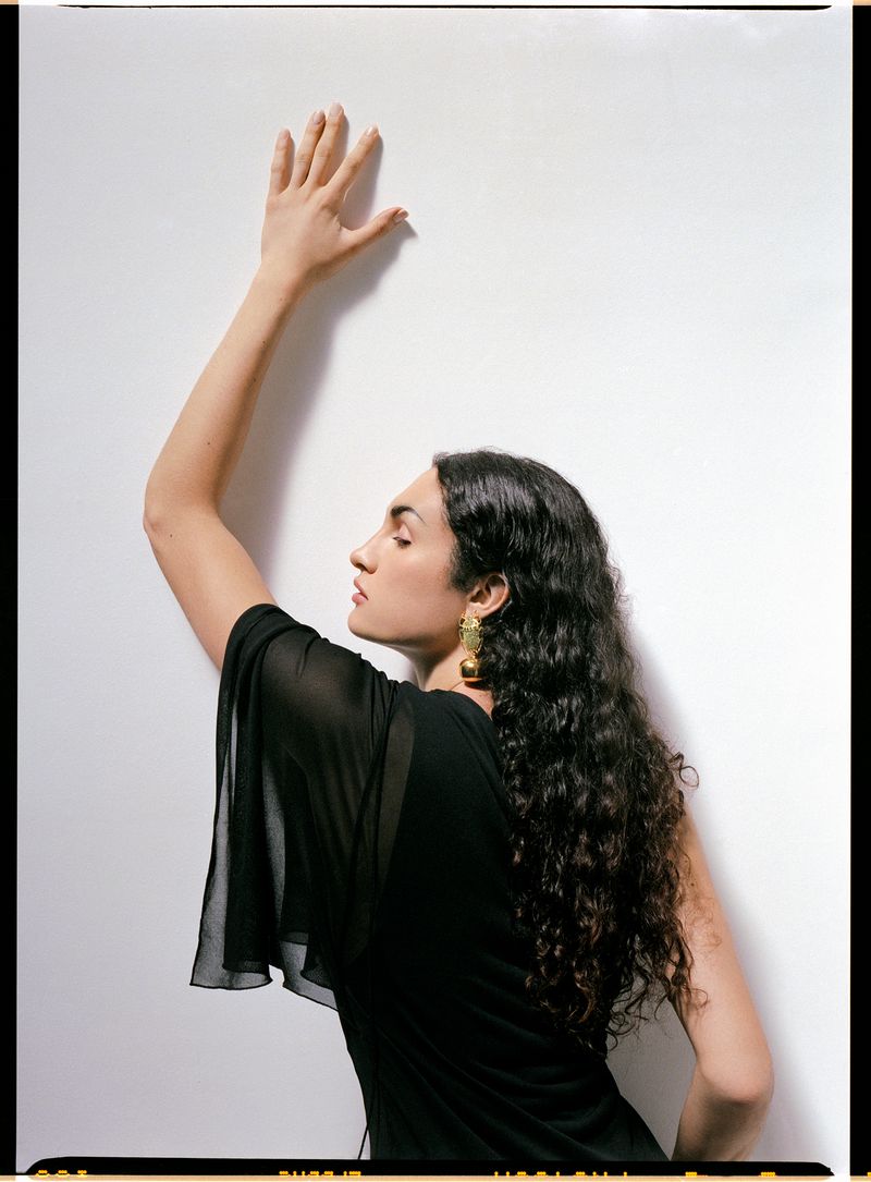 Mina Serrano (Marie Claire Argentina)