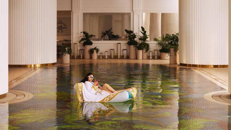 Versace Palazzo Macau Photography by Yan Yufeng (Versace)