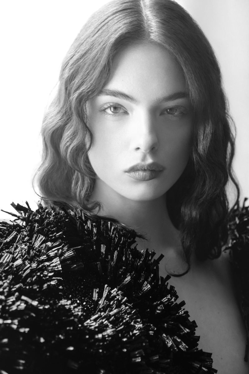 Deva Cassel (Harper's Bazaar Taiwan)