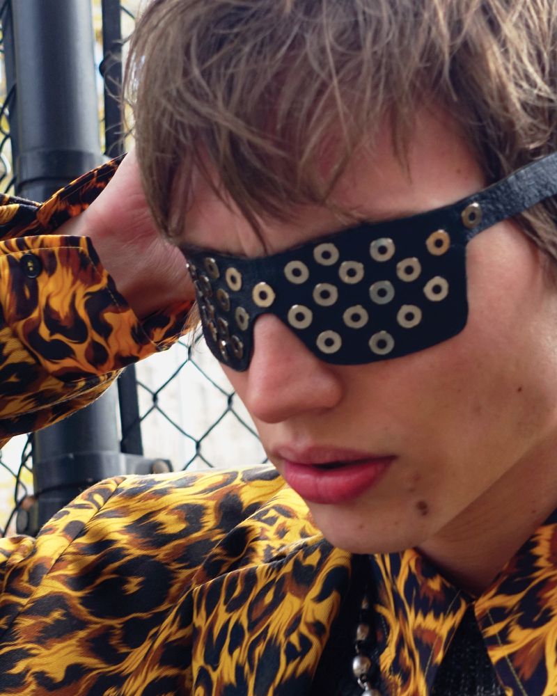 LOOK 256 REILLY (LOOK ONE)