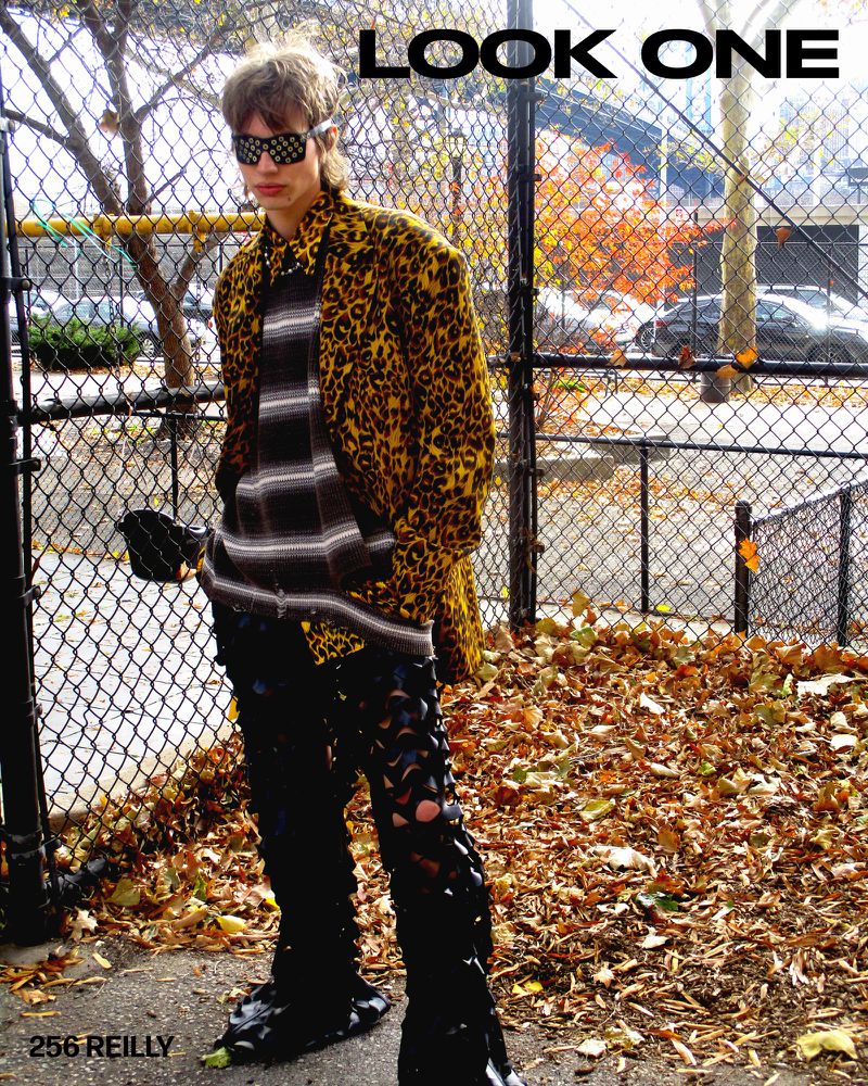 LOOK 256 REILLY (LOOK ONE)