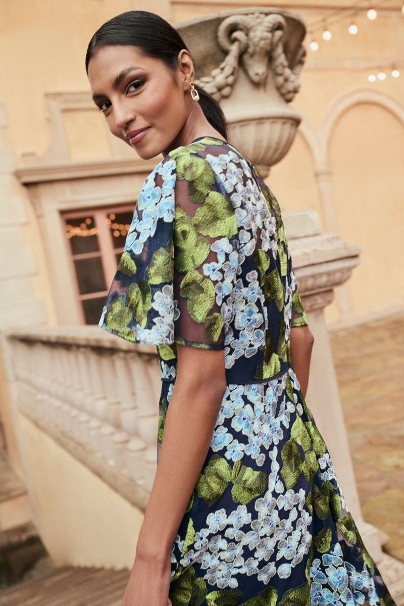 Spring/Summer 24 Campaign (Hobbs)