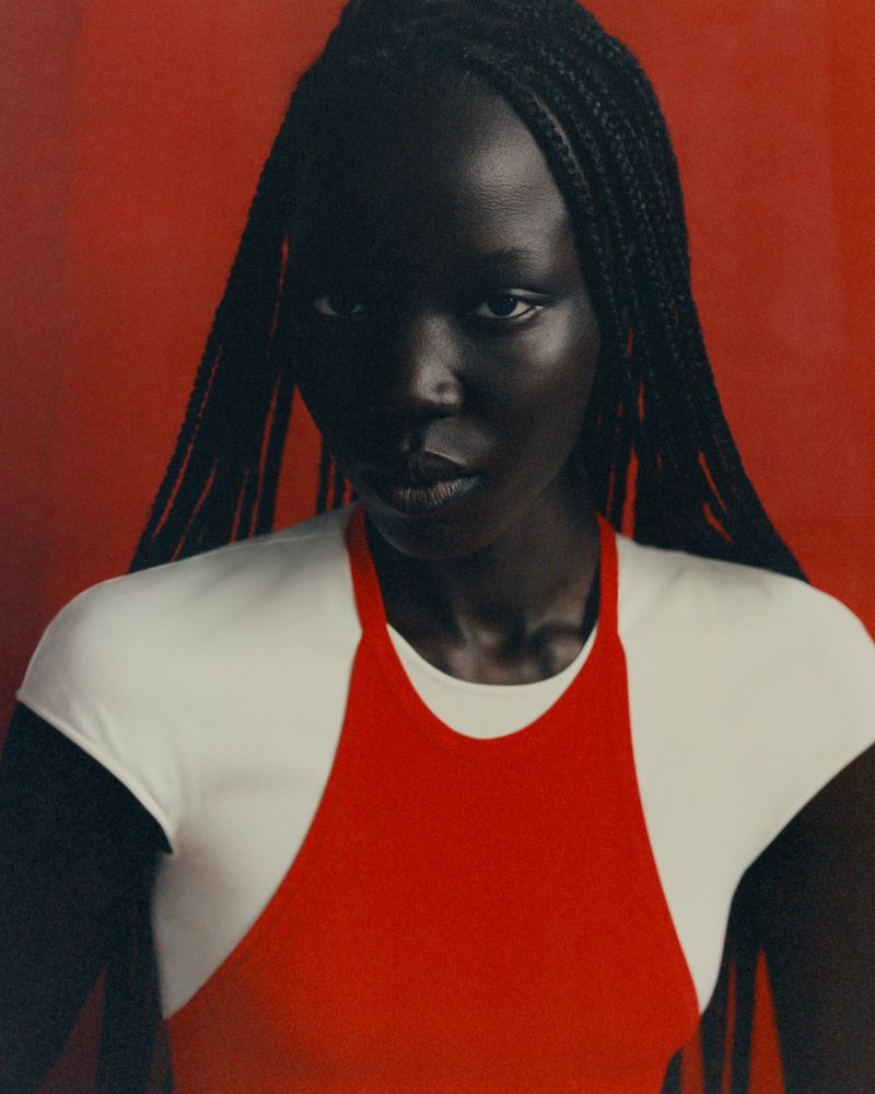COLOR THEORY (Rouge Fashionbook)