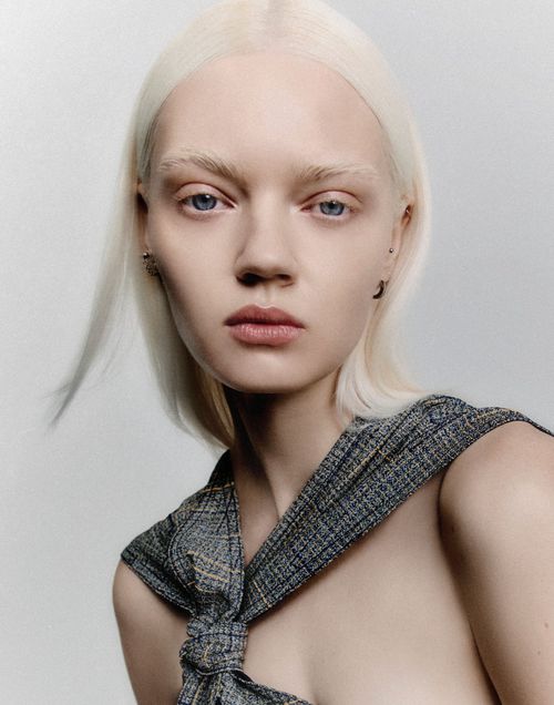 Sia Kublitskaya - Model - detail by client