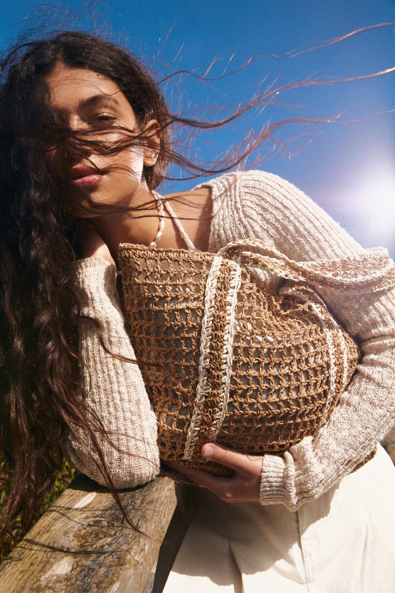 Pull & Bear S/S 24 lookbook (Pull & Bear)