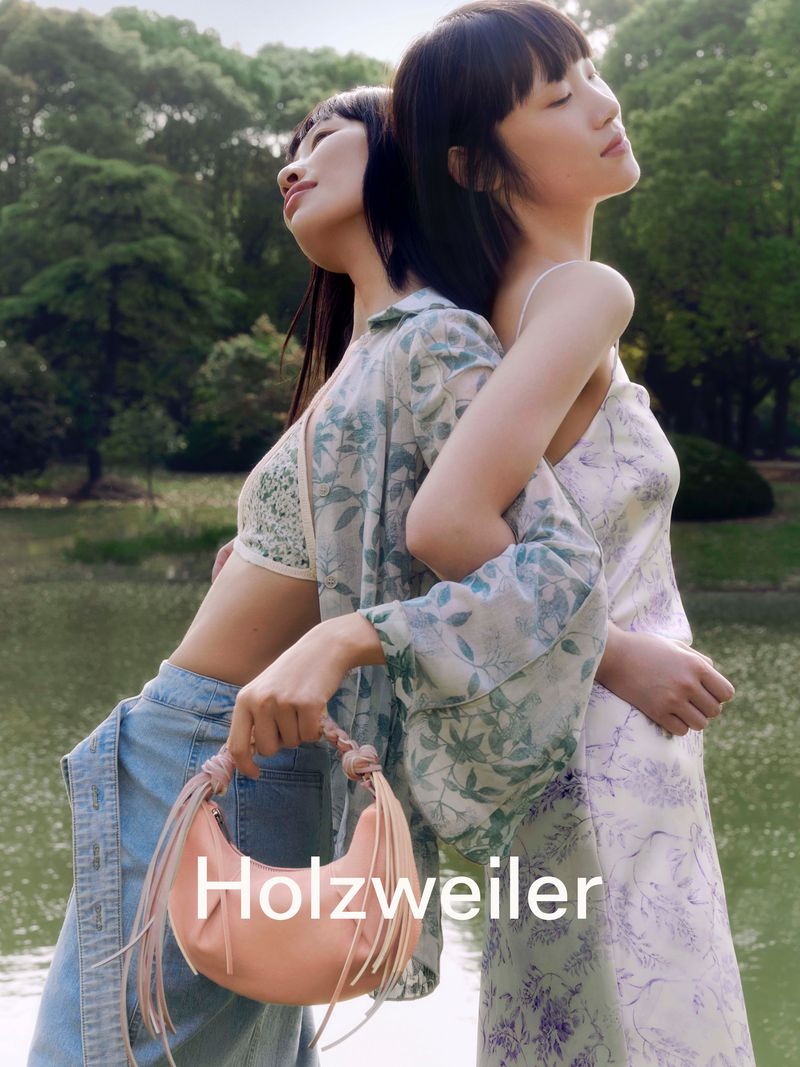 520 Campaign by Ziyu Wang (Holzweiler)