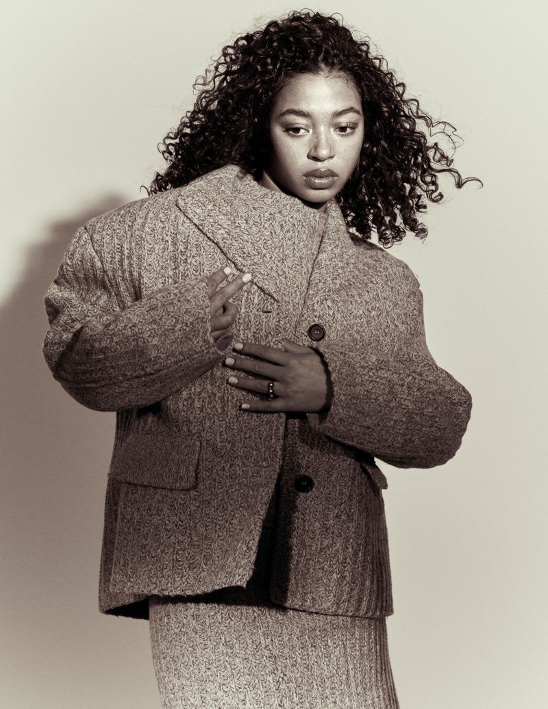 Actress Manon Bresch photographed by Emmanuel Giraud (Portrait)