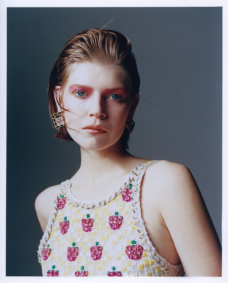 Elle Poland February 2024 / Chanel Special with Ola Rudnicka (Elle Poland)