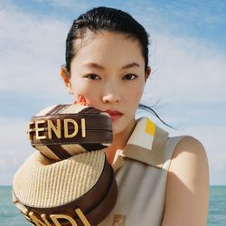 Li Linzi - Model Profile - Photos & latest news