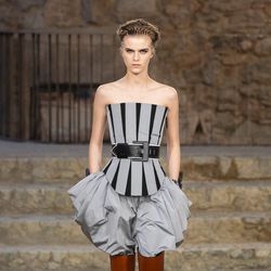 Libby Bennett - Model Profile - Photos & latest news