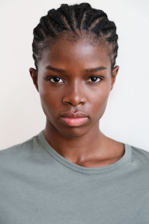 Elaine Model Former 'Teen Vogue' Editor Elaine Welteroth Reveals Cover