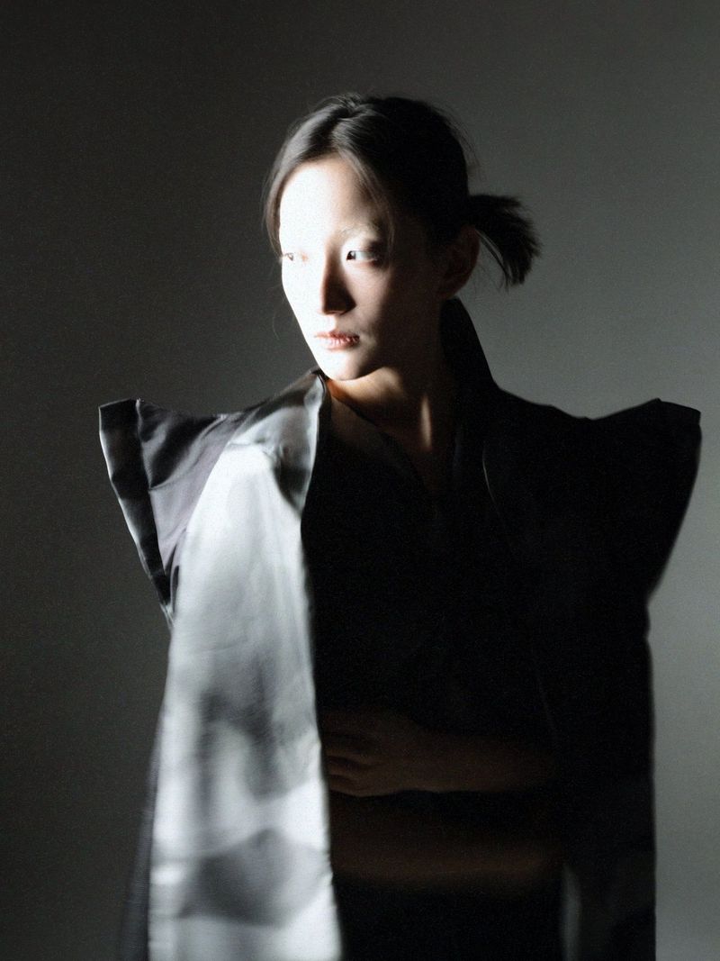 Light and Shadow: Yuxian's Unique Interpretation of Style and Fashion (Marie Claire China)