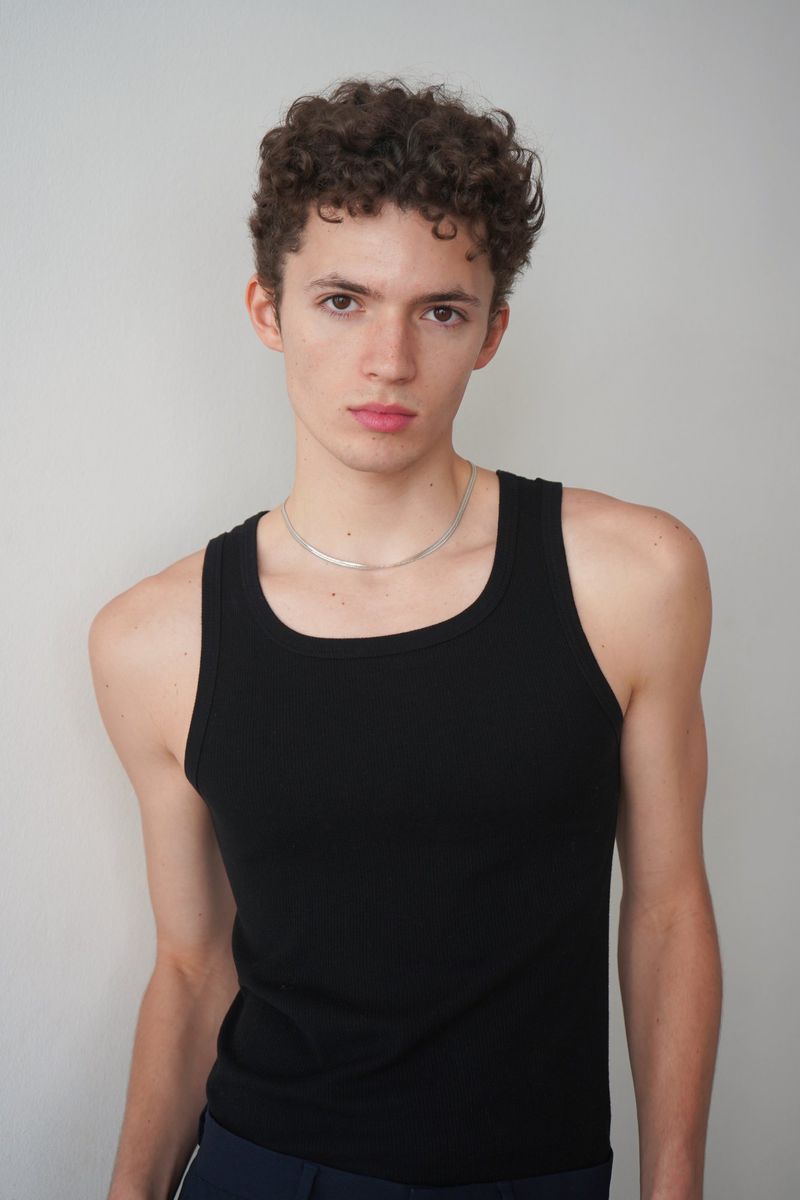 IZAIO Polaroids 2024 (Polaroids-Digitals)