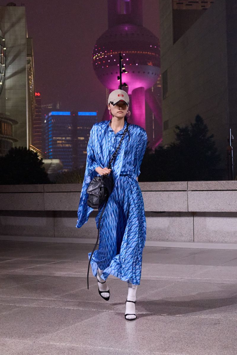Balenciaga Resort 2025 Show Shanghai (Balenciaga)