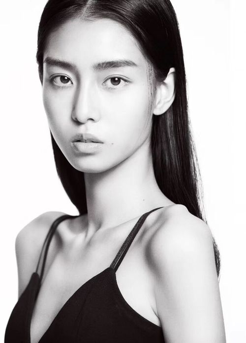 Jiayu Zhao - Model Profile - Photos & latest news