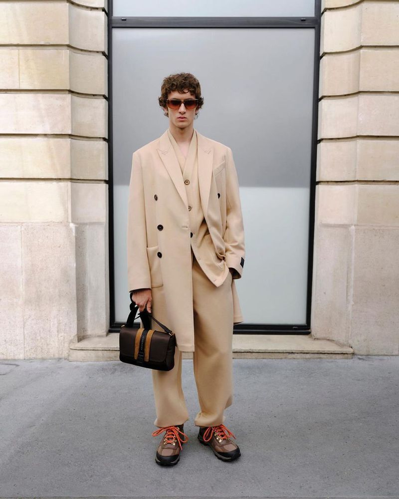 Givenchy Resort 2025 Lookbook (Givenchy)