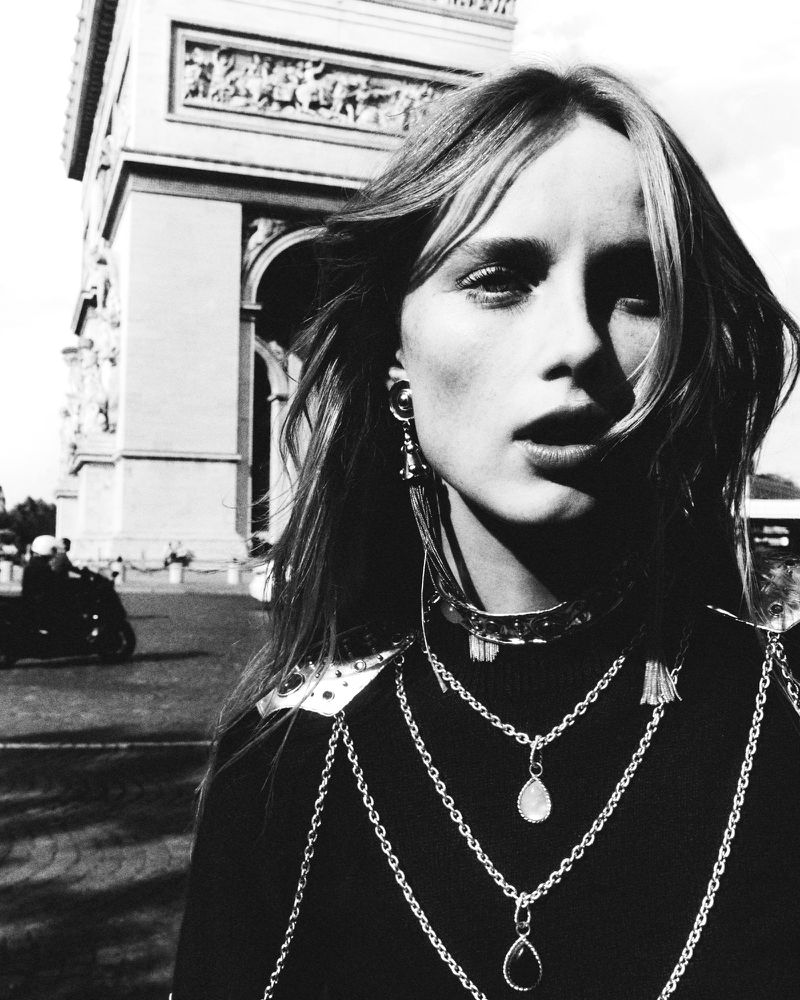 Holiday Magazine #392 Fall/Winter 2023 The Paris Issues (Holiday Magazine)