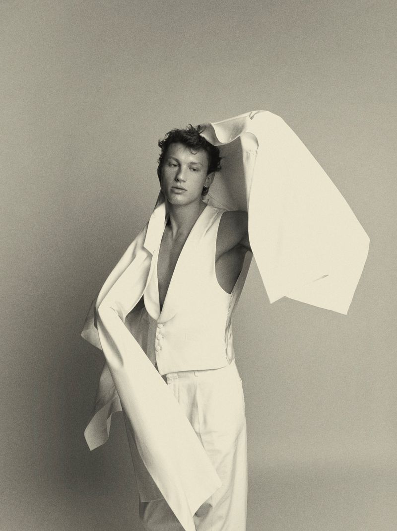 Les Acrobats (Numéro Homme Switzerland)