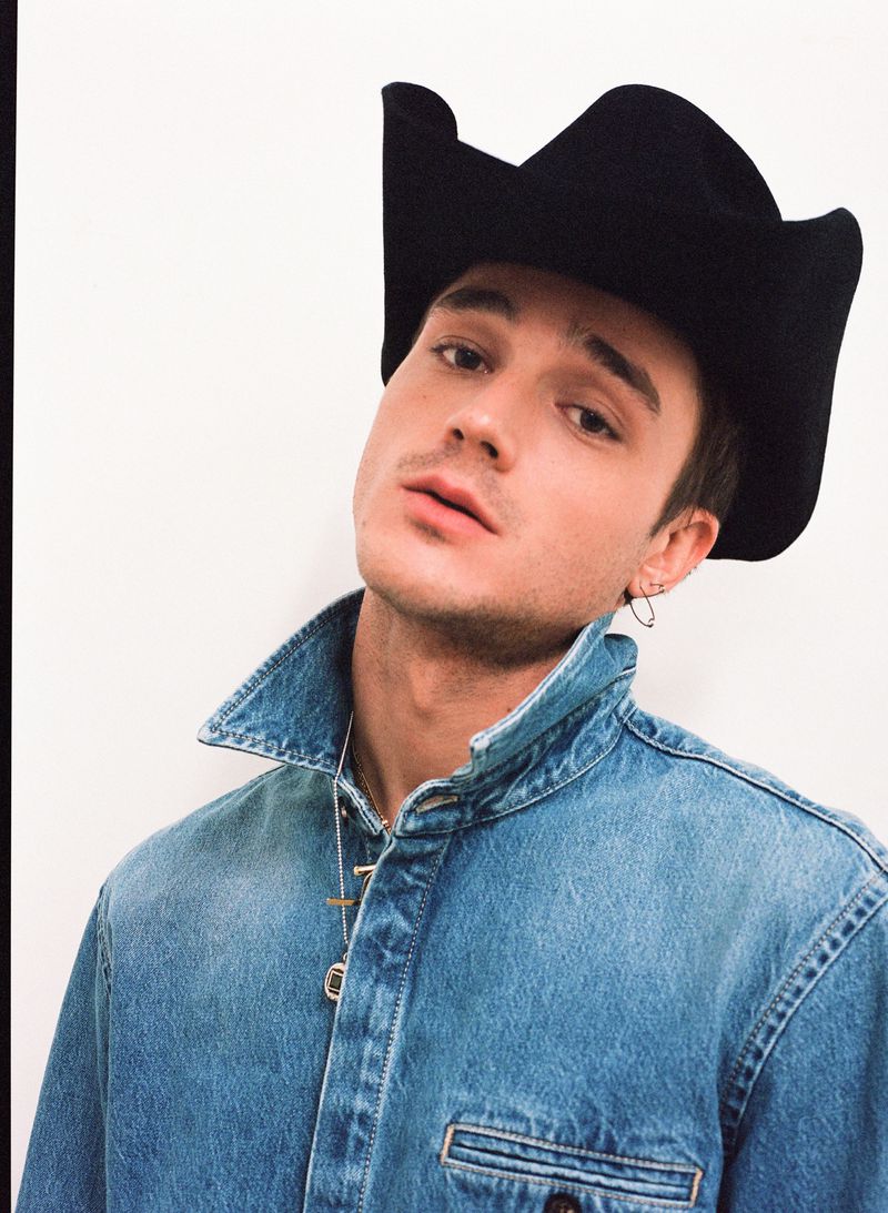 Pol Granch: Clasico y Moderno (Marie Claire Argentina)