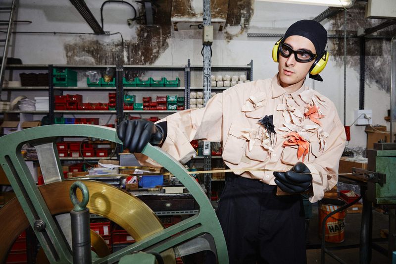 Orienteer Mapazine 9, Standard Hours (Various Editorials)