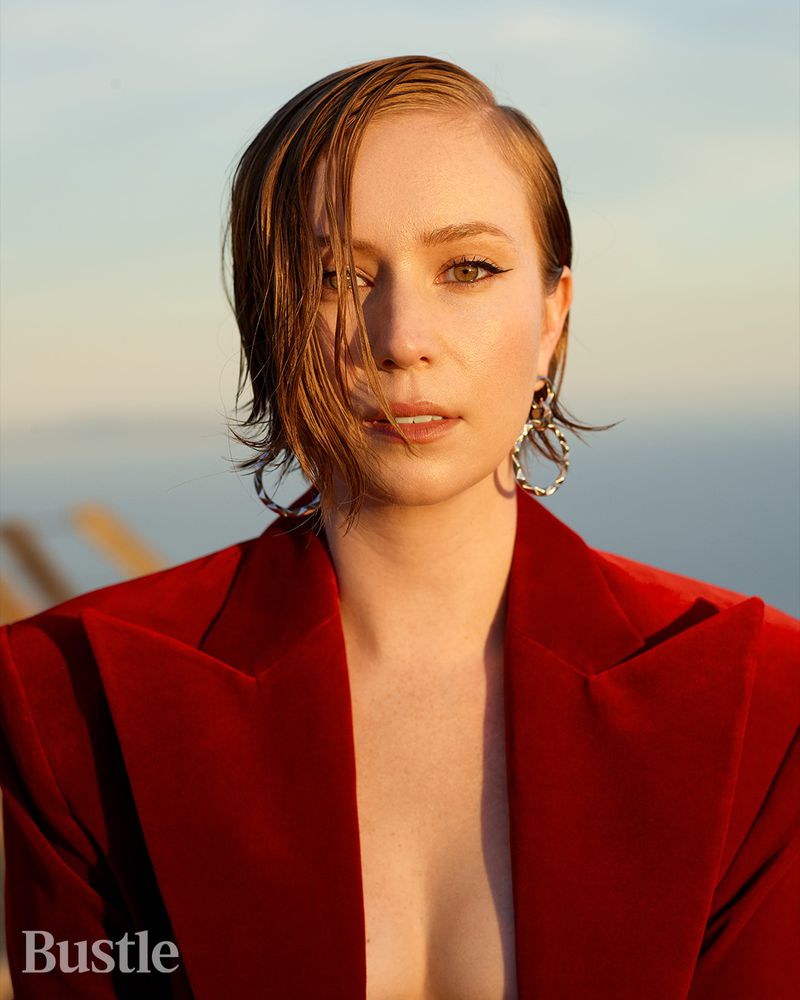 Hannah Einbinder Lets Down Her Armor Bustle Magazine