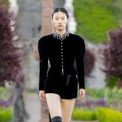 Yanan Wan - Model Profile - Photos & latest news