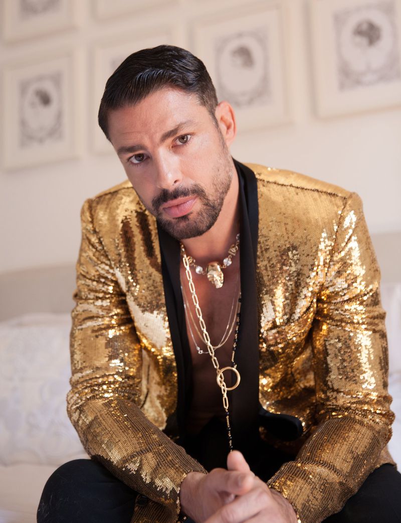 Cauã Reymond by Dolce Gabbana (L'Officiel Brasil)