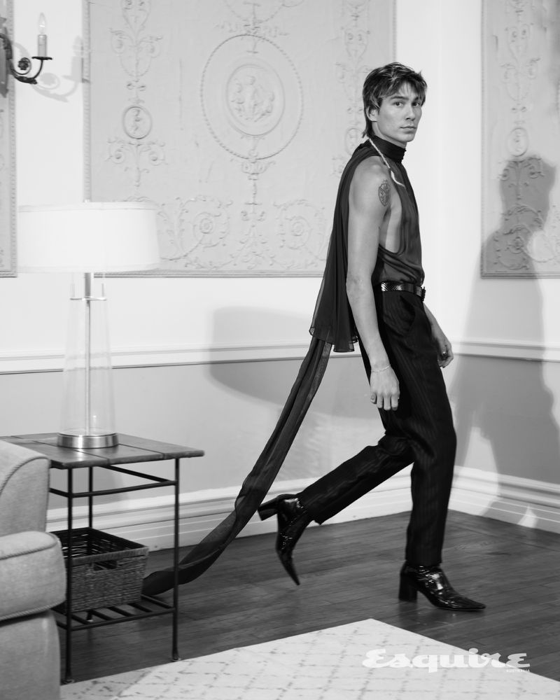 Evan Mock (Esquire Australia)