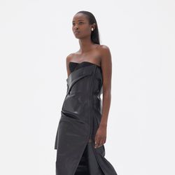 Layla Etengan - Model Profile - Photos & latest news