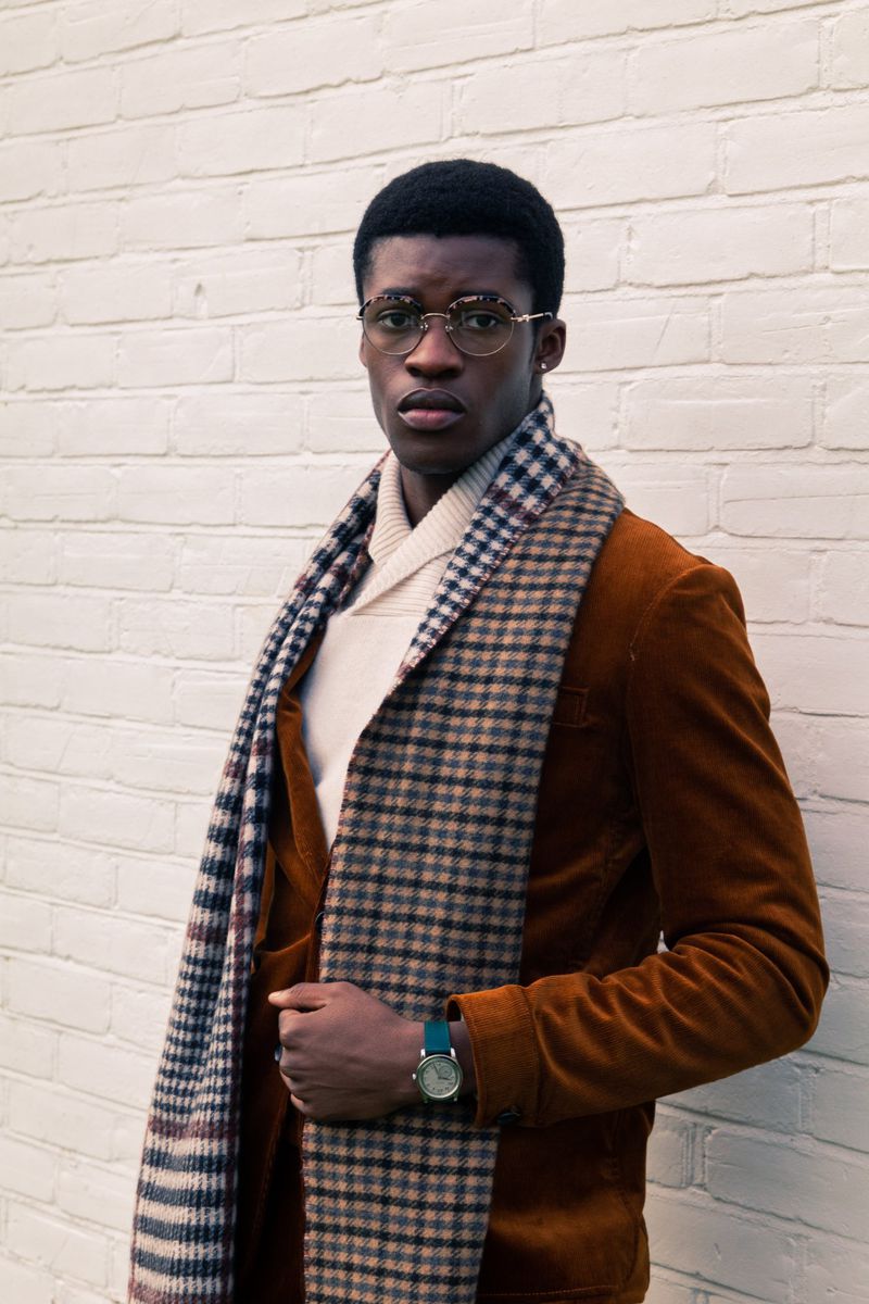 Oracle Time - Magazine by Fraser Vincent (Various Editorials)