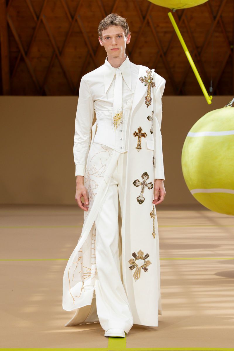 Homolog Haute Couture Fall 2024 Show (Homolog)