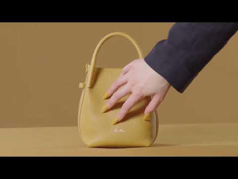 Loro Piana ASMR experience for the release of the Bale Bag (Loro Piana)