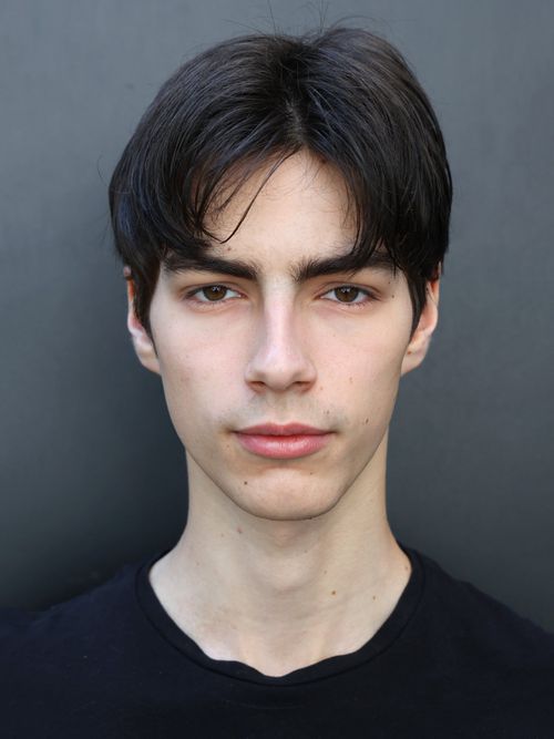 Loan Thébaud - Model Profile - Photos & latest news