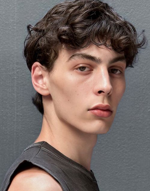 Louis Barry - Model - detail by people