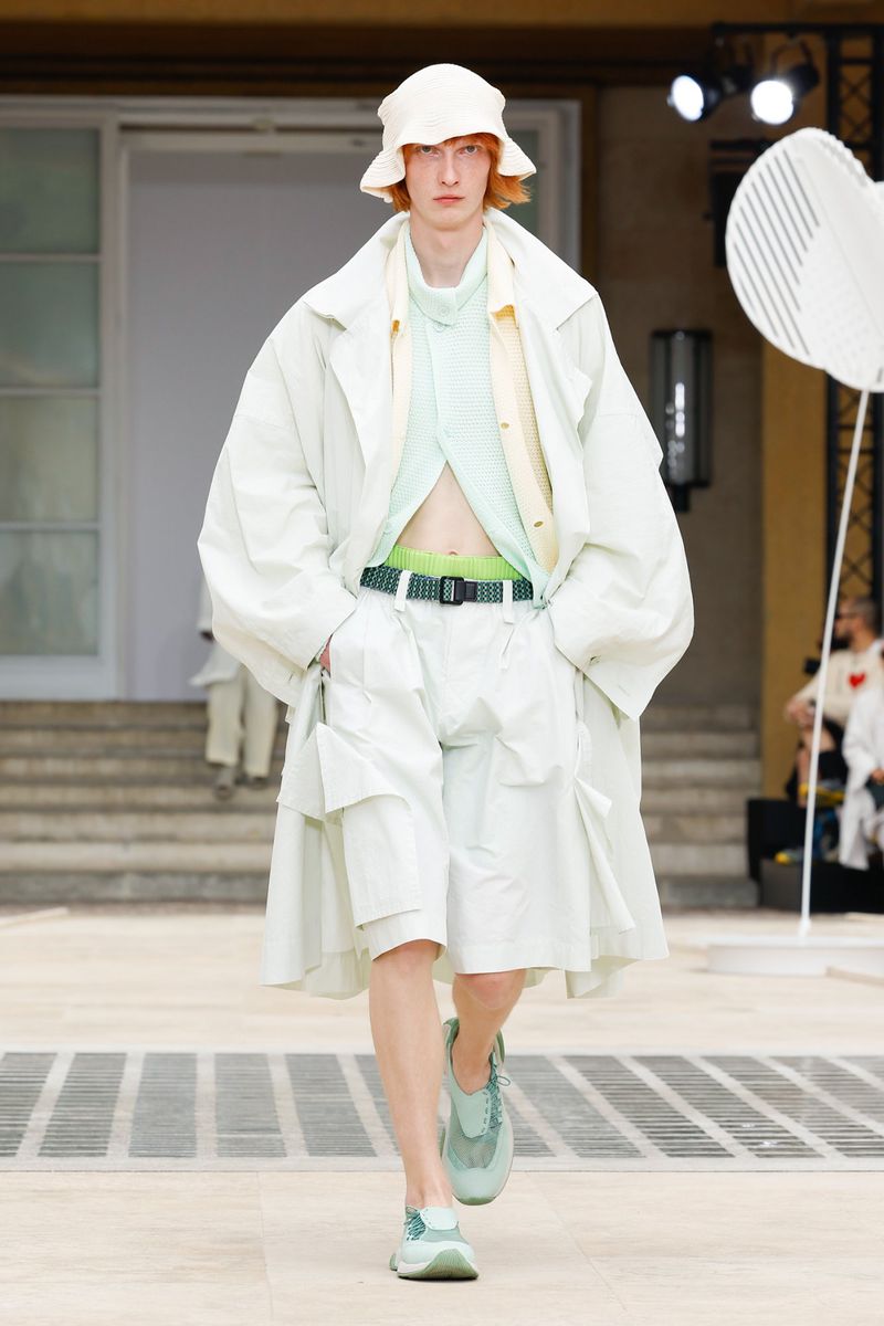 Homme Plisse Issey Miyake S/S 25 Show (Issey Miyake)