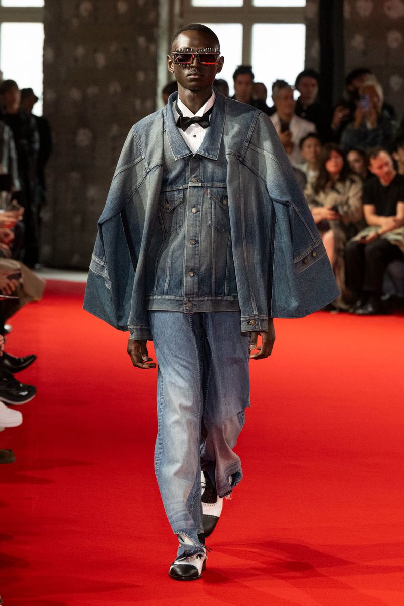 Junya Watanabe S/S 25 Men's Show (Junya Watanabe)