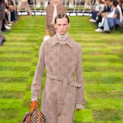 Charlie Nolte - Model Profile - Photos & latest news