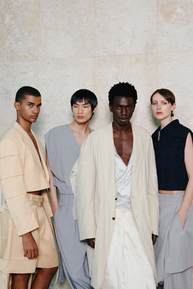 SLEEK x SONGZIO: Jump Into Water (Sleek Magazine)