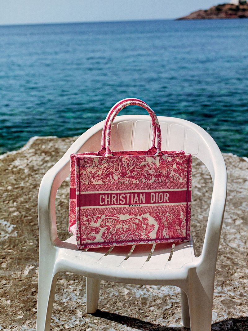 Dior forever! (Vogue Greece)