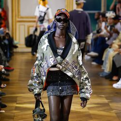 Naomi Apajok - Model Profile - Photos & latest news