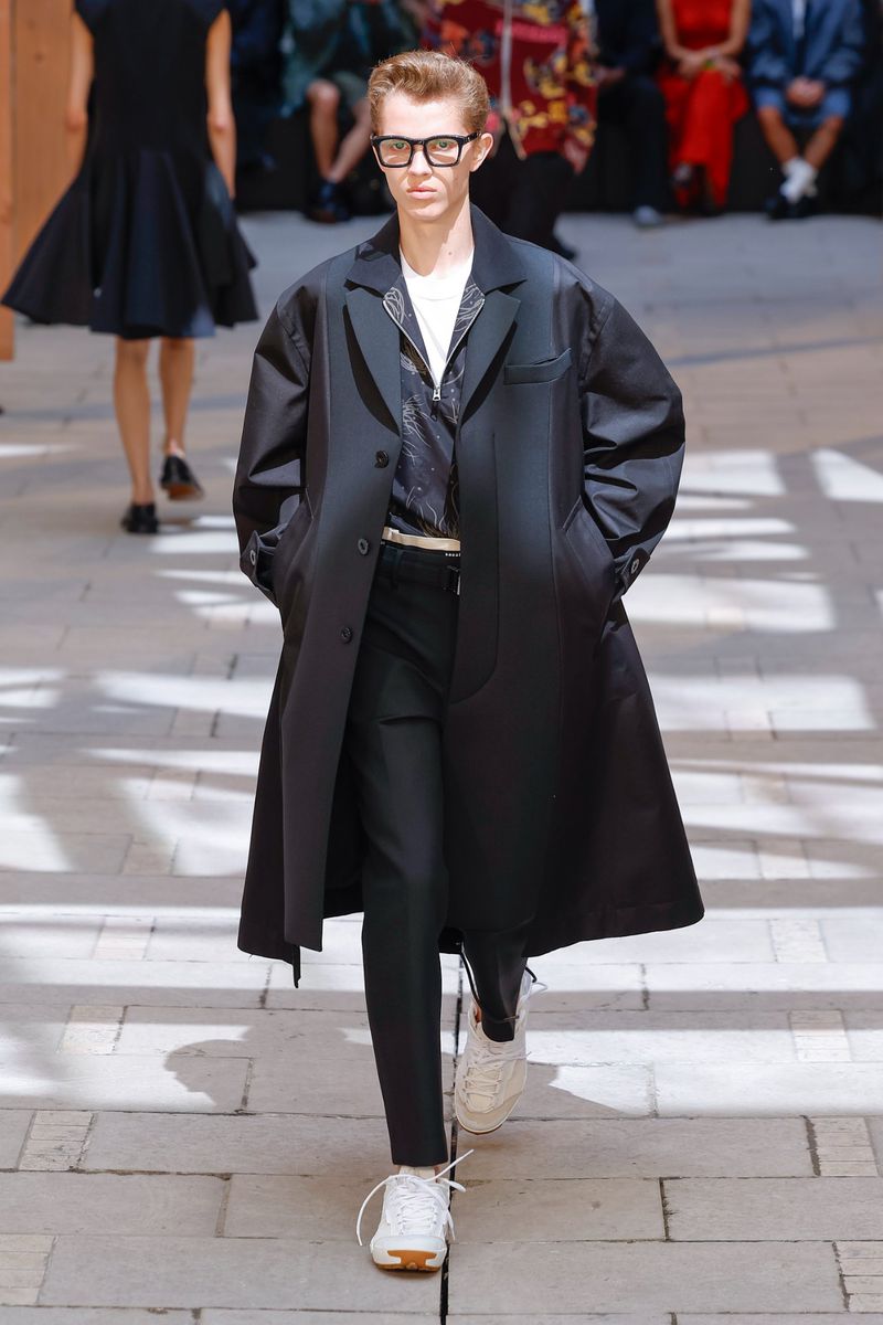 Sacai S/S 25 Men's & Resort 2025 Show (Sacai)